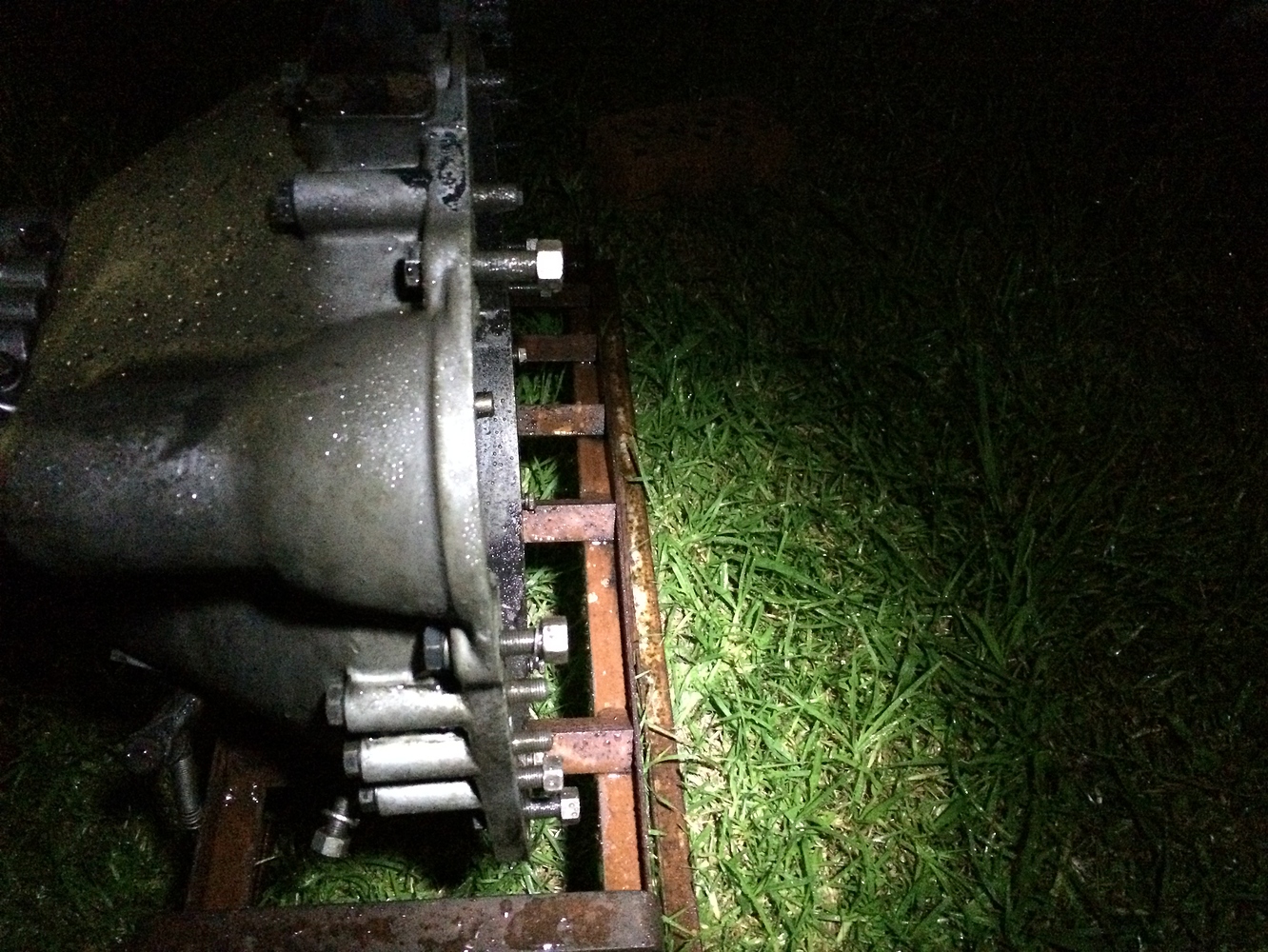 Moss box bellhousing bolts; cross post - XK - Jag-lovers Forums