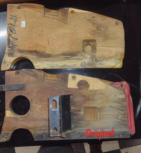 XK140 LHD FHC Auto - correct location of int speed hold dash switch ...