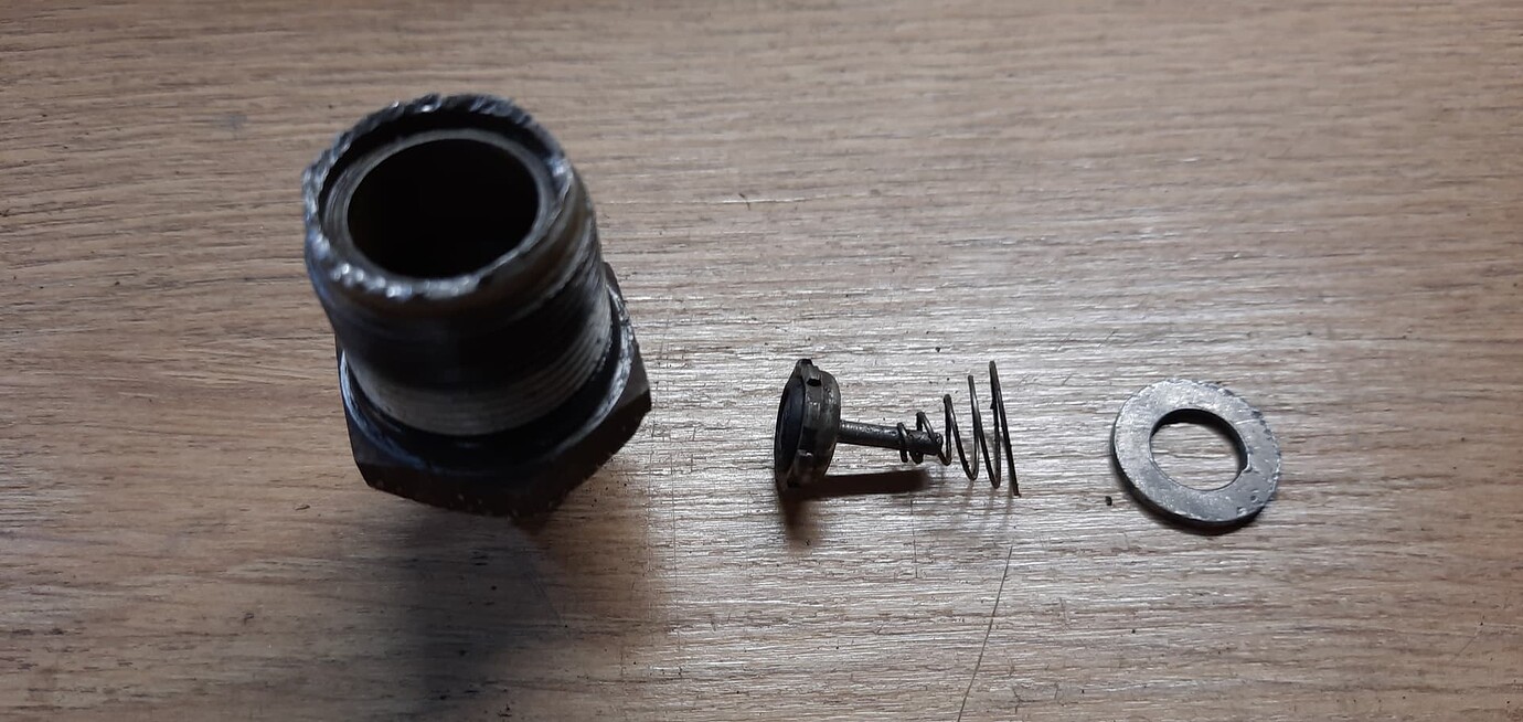 XK120 Tandem Master Cylinder Bleeding Valve Operation and Tilt Valves ...