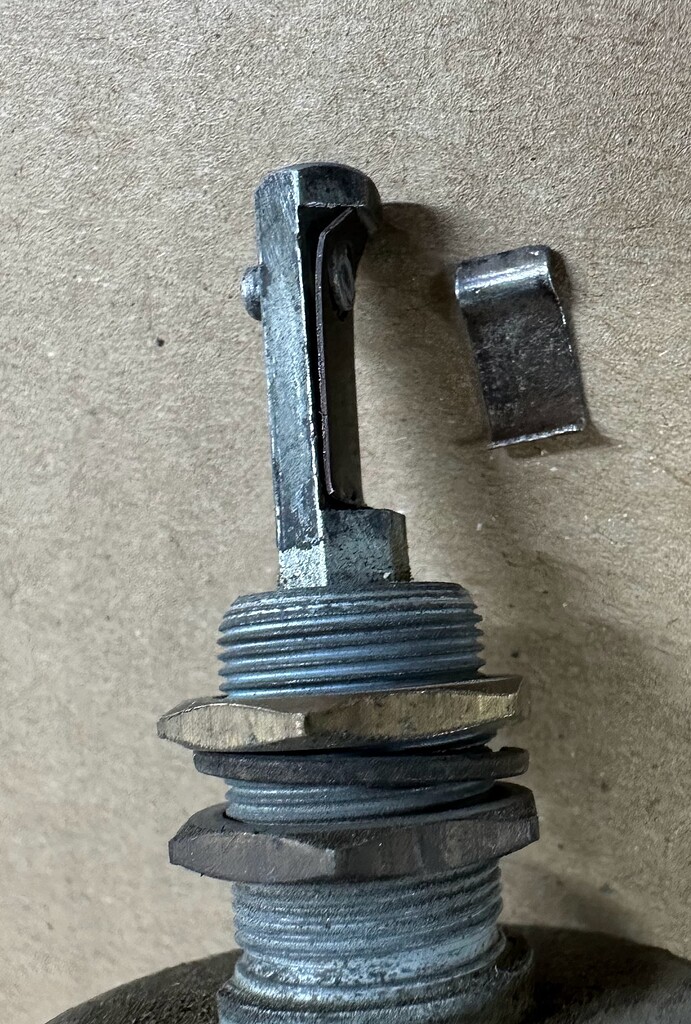 Spring loaded Pin for Knobs on Dash Switches - XK - Jag-lovers Forums