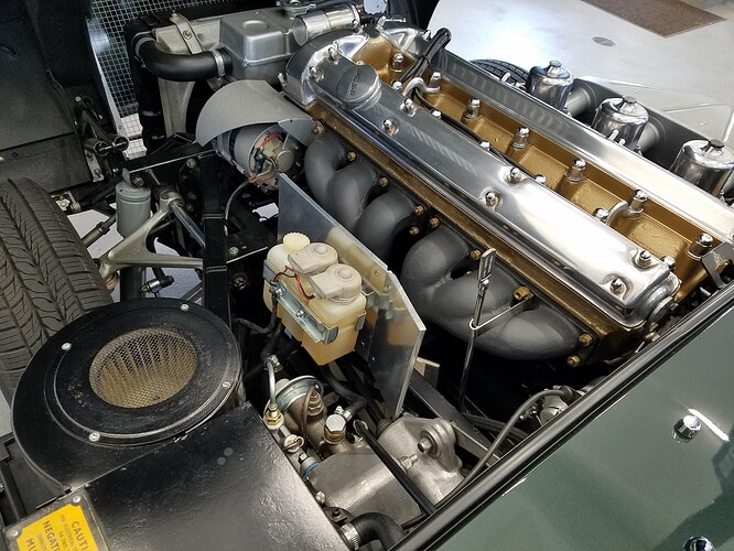 Painting the air filter housing '67 XKE - E-Type - Jag-lovers Forums