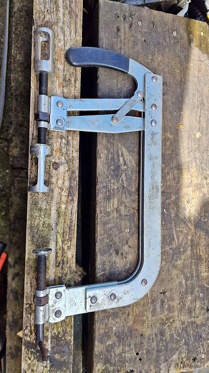 Valve spring compressor type - XK - Jag-lovers Forums