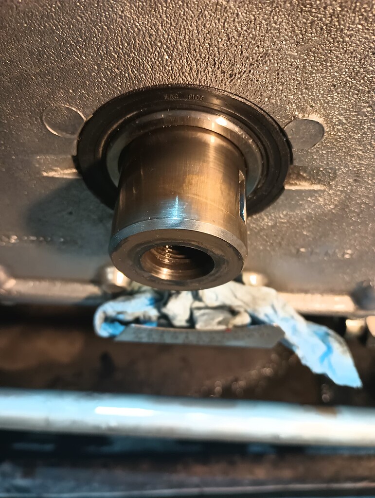 Crankshaft oil seal and sleeve - V12-Engine - Jag-lovers Forums