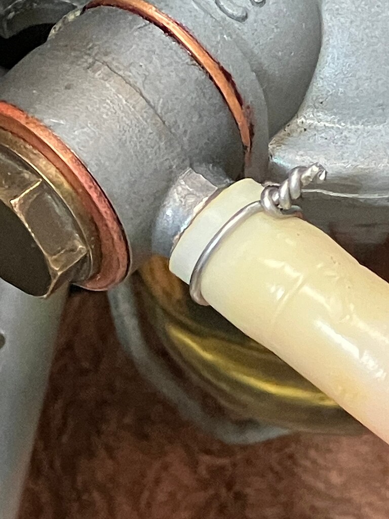 Fuel line leak. at filter/banjo - Page 3 - E-Type - Jag-lovers Forums