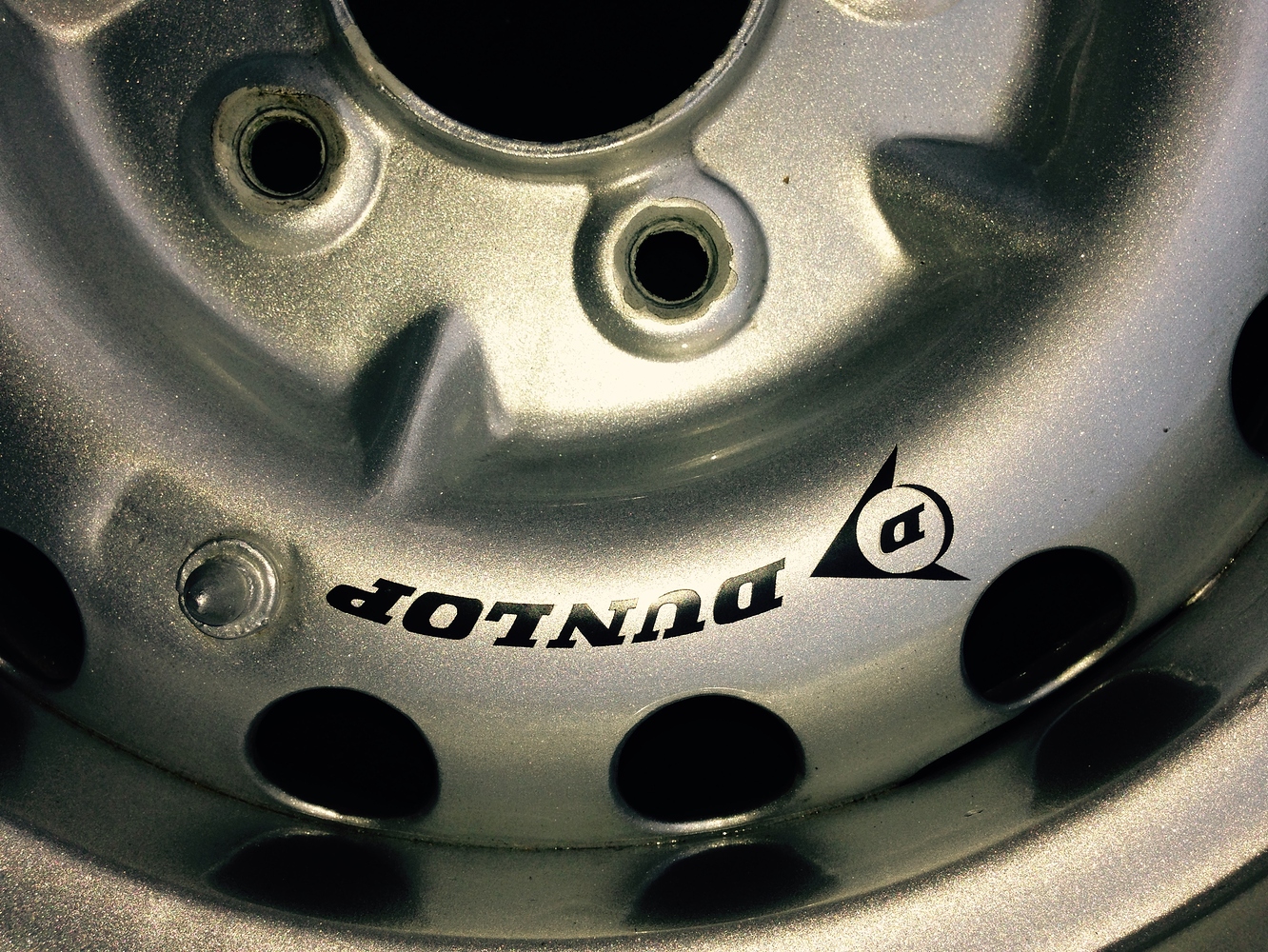 Help in identifying vintage, perhaps Dunlop, vented racing wheels from ...