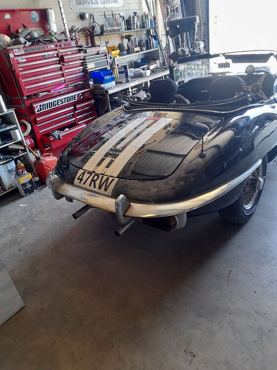 E-type s1 rear lights on s2 its - E-Type - Jag-lovers Forums