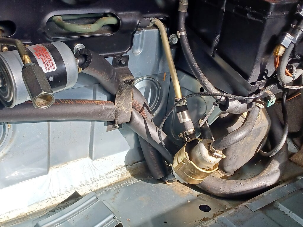 Diagnosing XJS boot fuel smell - XJ-S - Jag-lovers Forums