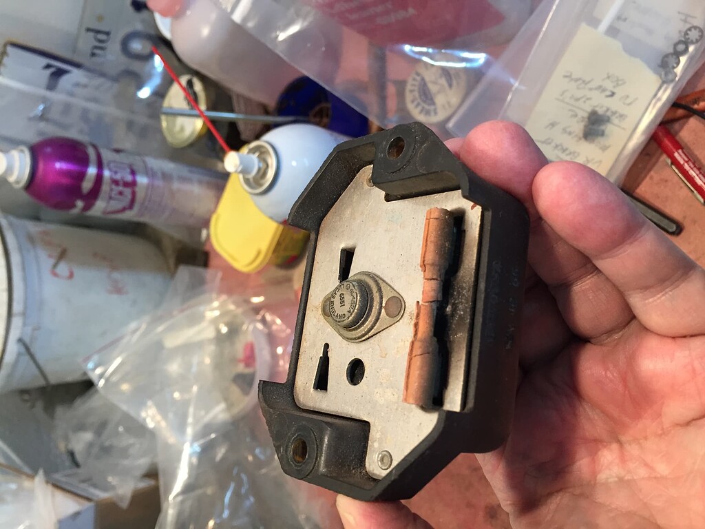 4tr voltage regulator. burn mark? - E-Type - Jag-lovers Forums