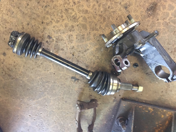 RF drive shaft stuck - X-Type - Jag-lovers Forums