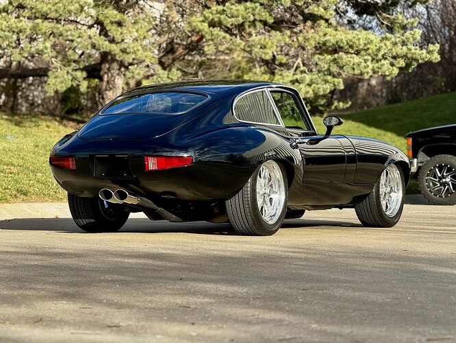 Another example of how to spoil an E-Type - E-Type - Jag-lovers Forums