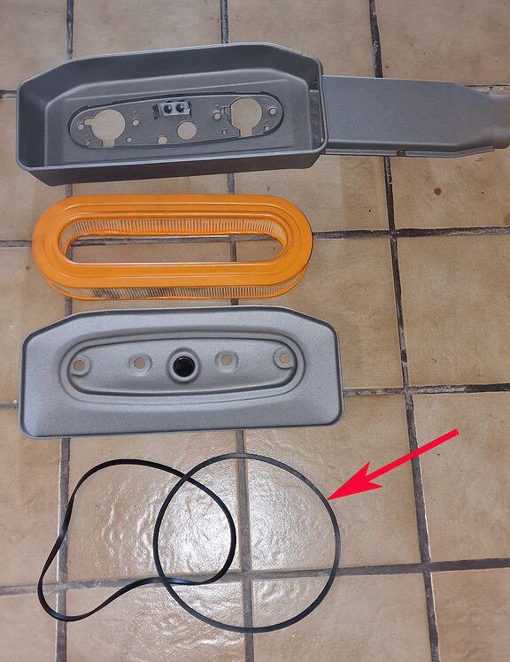 Fitting air cleaner lid seals ('72 S3) - E-Type - Jag-lovers Forums