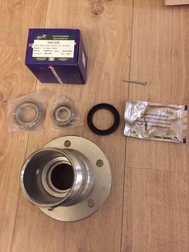 Front wheel hub - Saloons - Jag-lovers Forums