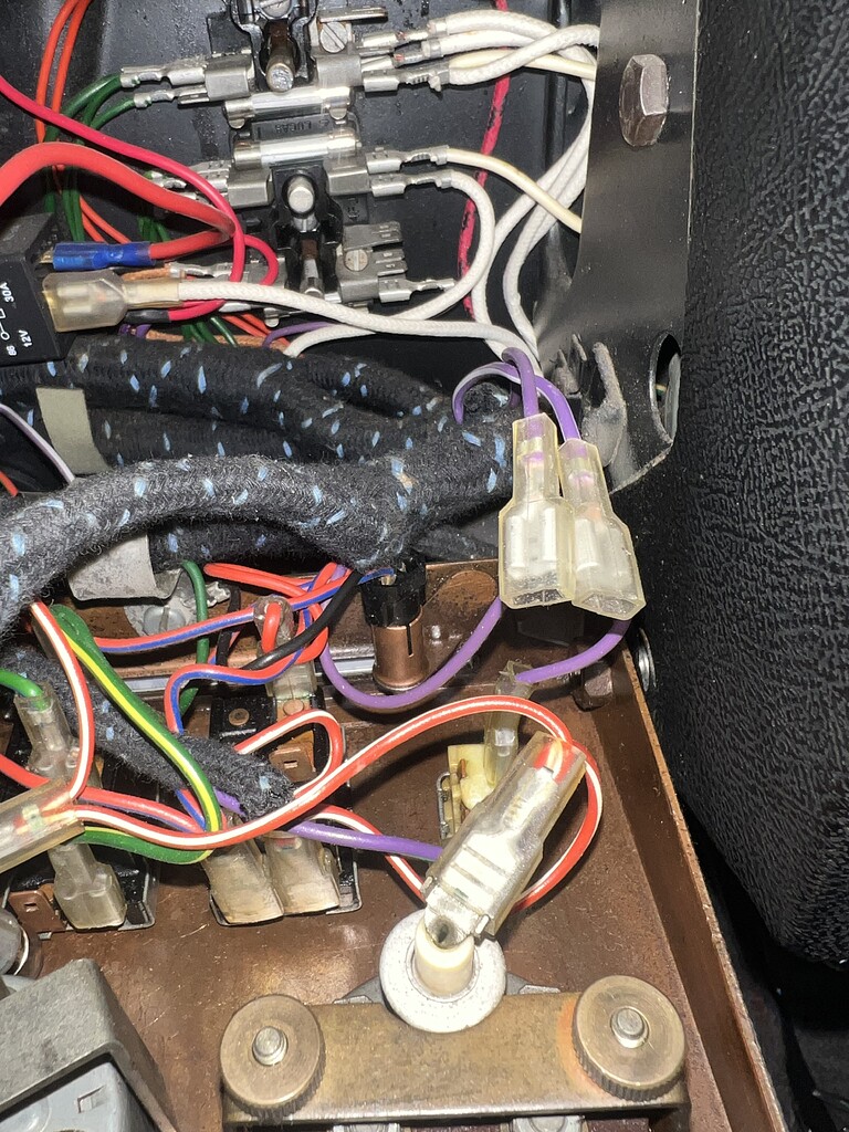 Center dash wiring questions. 1964 E type - E-Type - Jag-lovers Forums