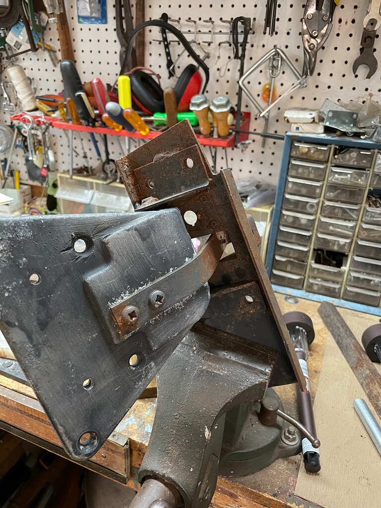 Follow up LH door hinge - E-Type - Jag-lovers Forums