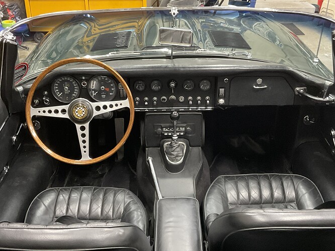 Fitting aluminum dash panels to a later 4.2L S1 car? - E-Type - Jag ...