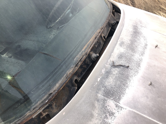 Front Windshield Channel Rust 1987 XJ6 - XJ - Jag-lovers Forums