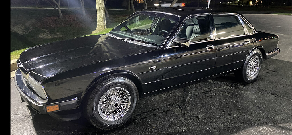 Got Jag wire wheels, now I need spinners… - XJ40 - Jag-lovers Forums