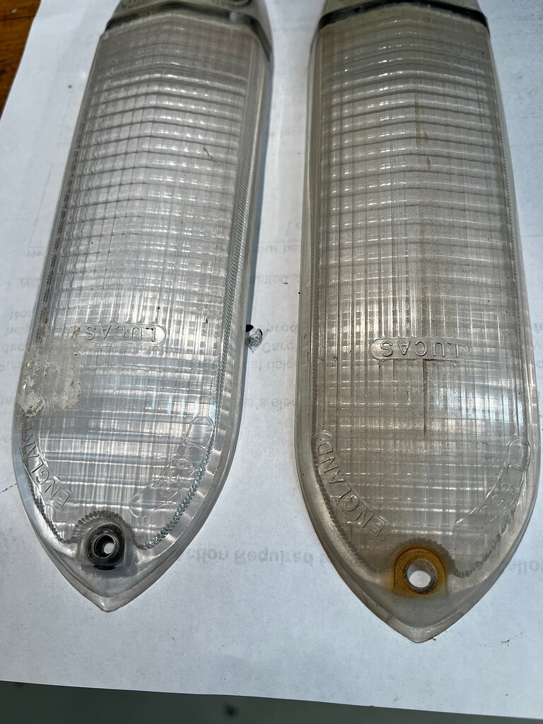 Early Front Turn Signal Differences - E-Type - Jag-lovers Forums