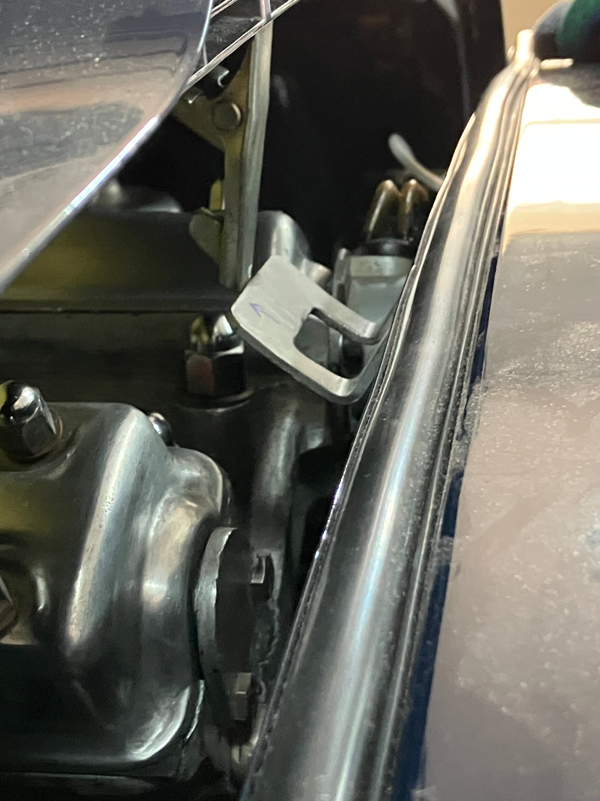 Bonnety safet catch alignment. ugh - E-Type - Jag-lovers Forums