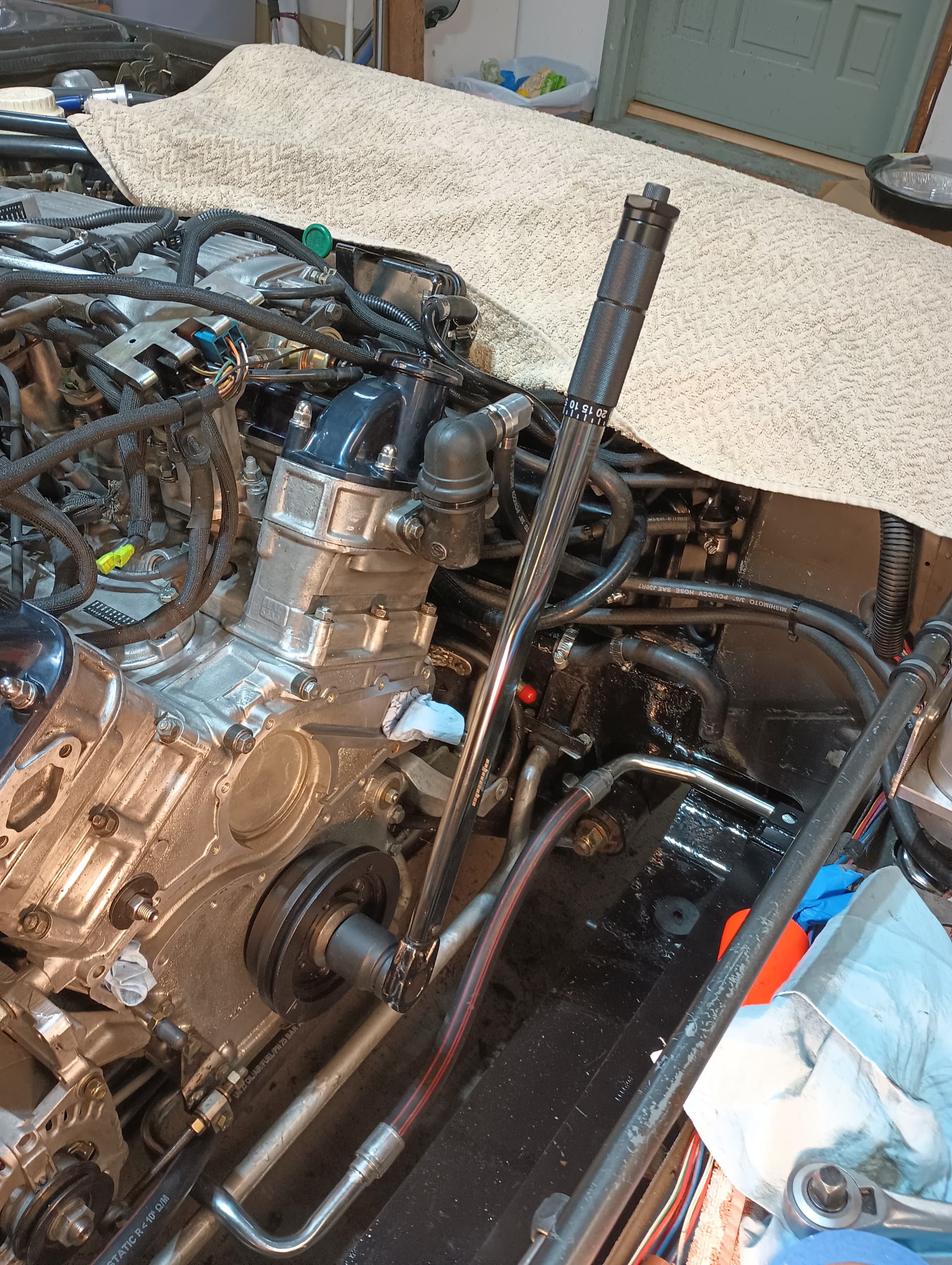 Crankshaft oil seal and sleeve - V12-Engine - Jag-lovers Forums