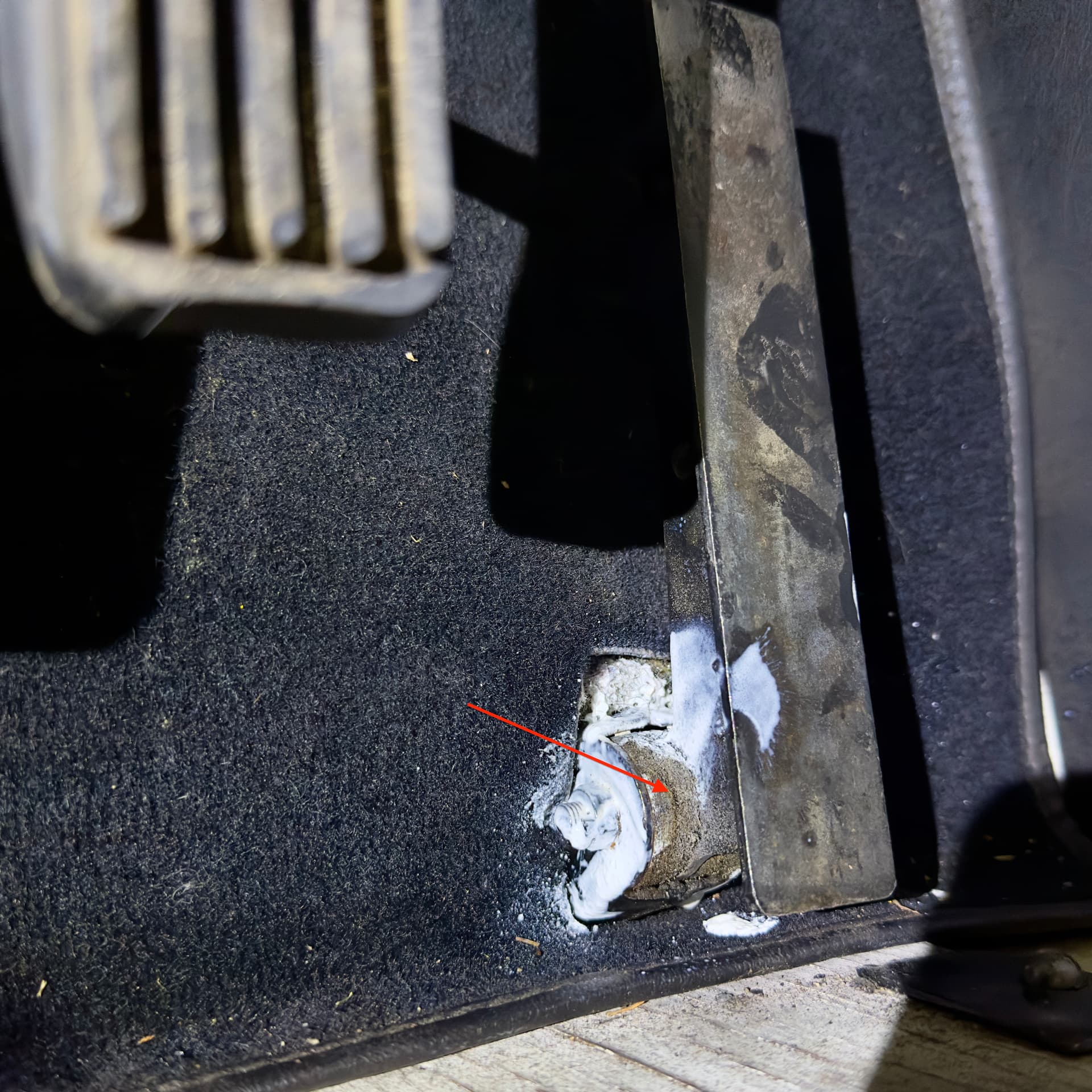 1951 XK120 Accelerator Sticking - XK - Jag-lovers Forums