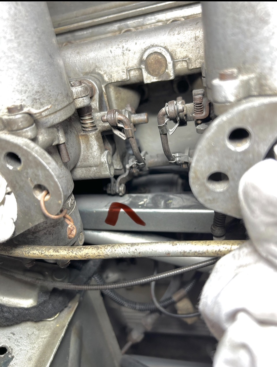 S1 / 4.2l Engine Mount & Throttle linkage concern - E-Type - Jag-lovers ...