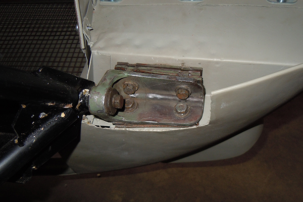 Need advice on bonnet fitting - was: High profile bonnet hinges - E ...