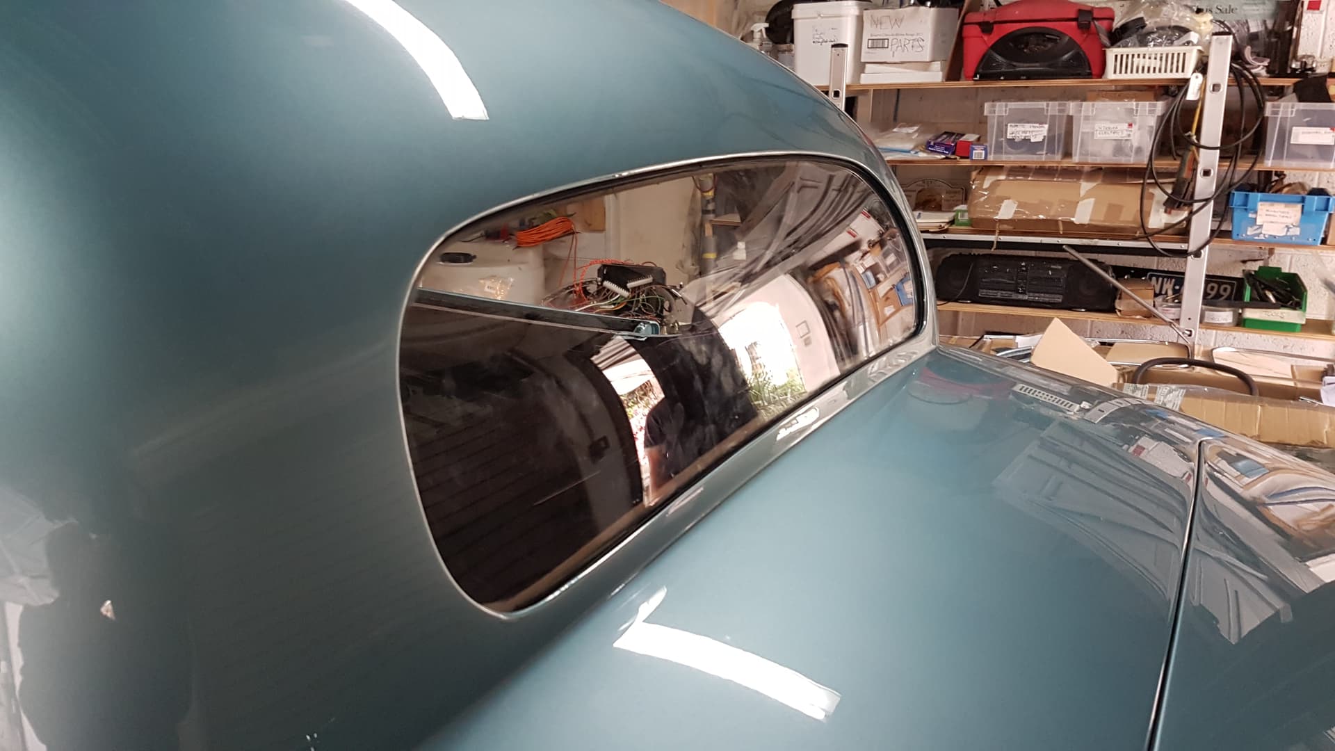 Through the rear window - XK - Jag-lovers Forums