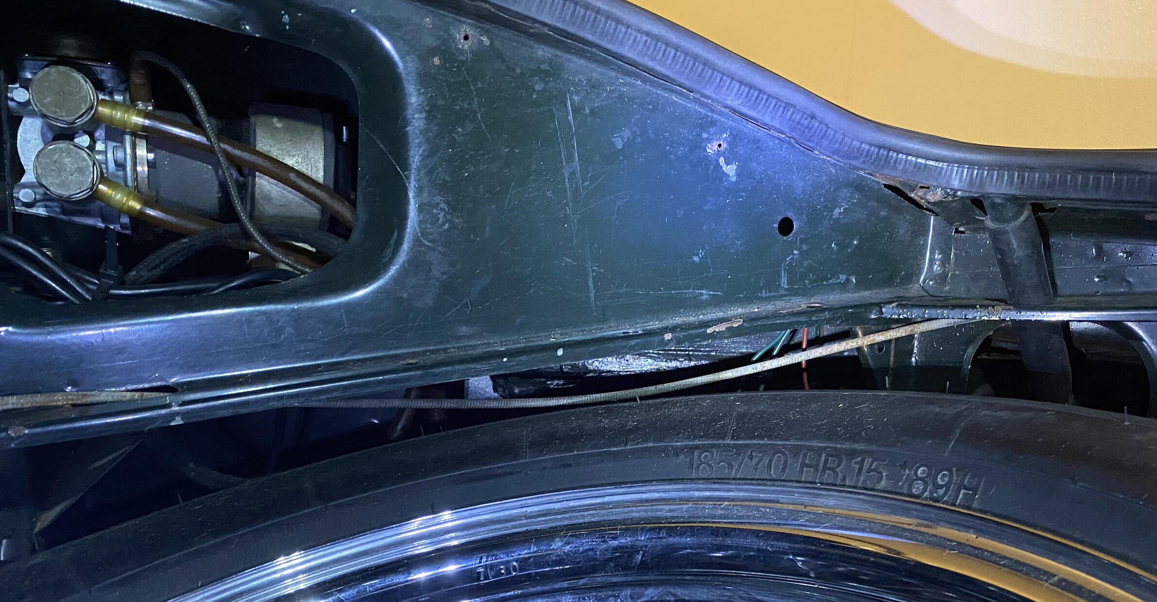 Picture of boot release cable routing - E-Type - Jag-lovers Forums