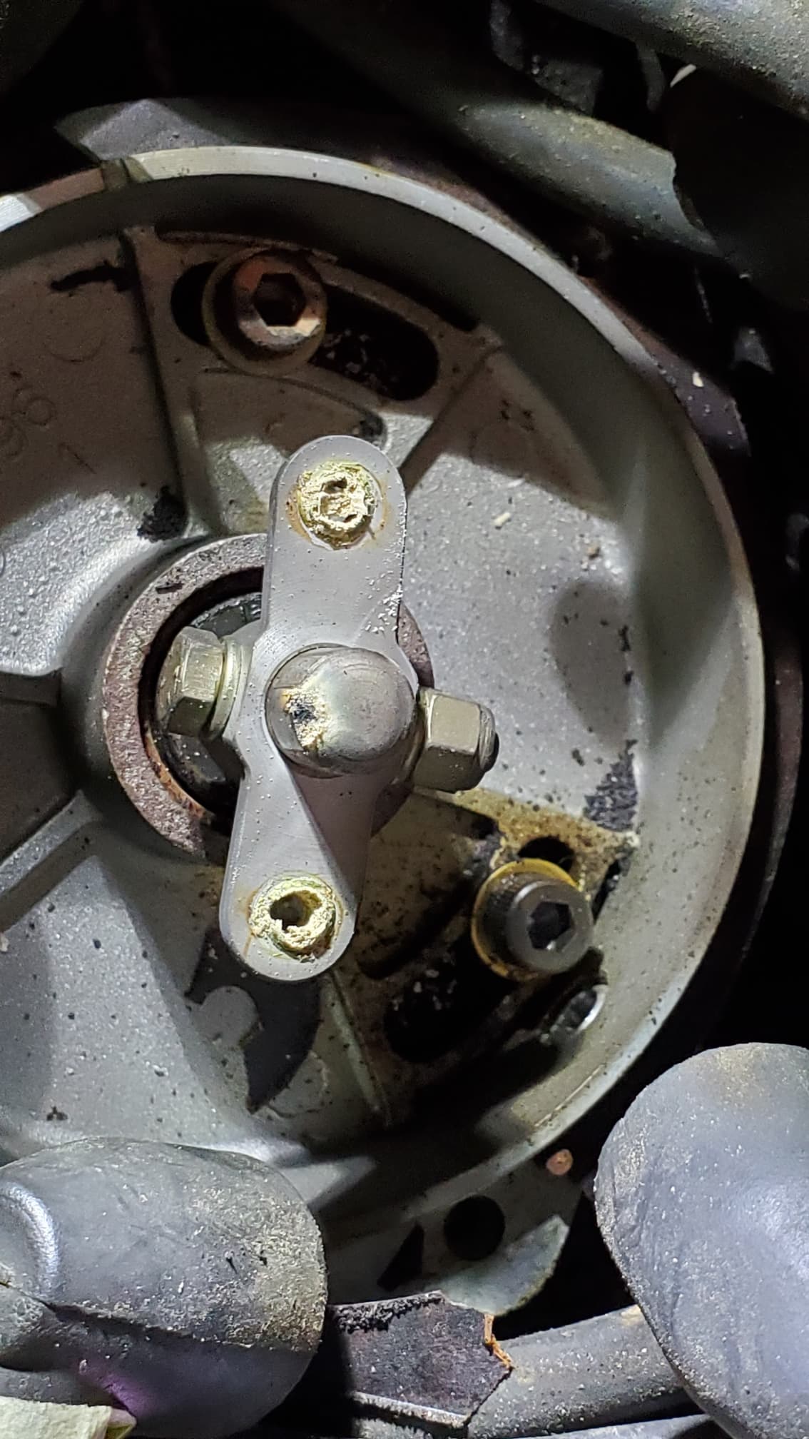 1991 V12 with no spark on Bank "A" - found bad rotor - XJ-S - Jag ...