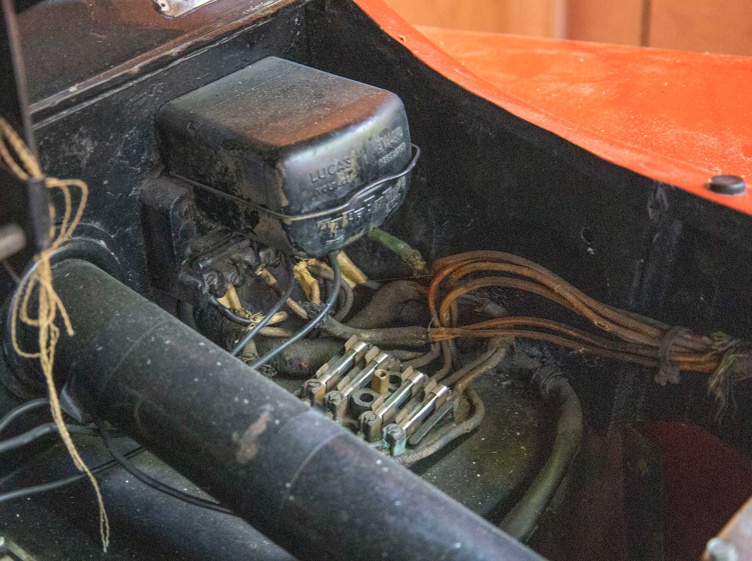 Horn: XK120 1951 - best way to temporarily disconnect? - XK - Jag ...
