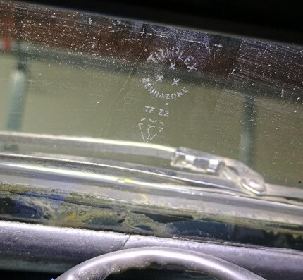 Windshield glass code confirmation - Saloons - Jag-lovers Forums