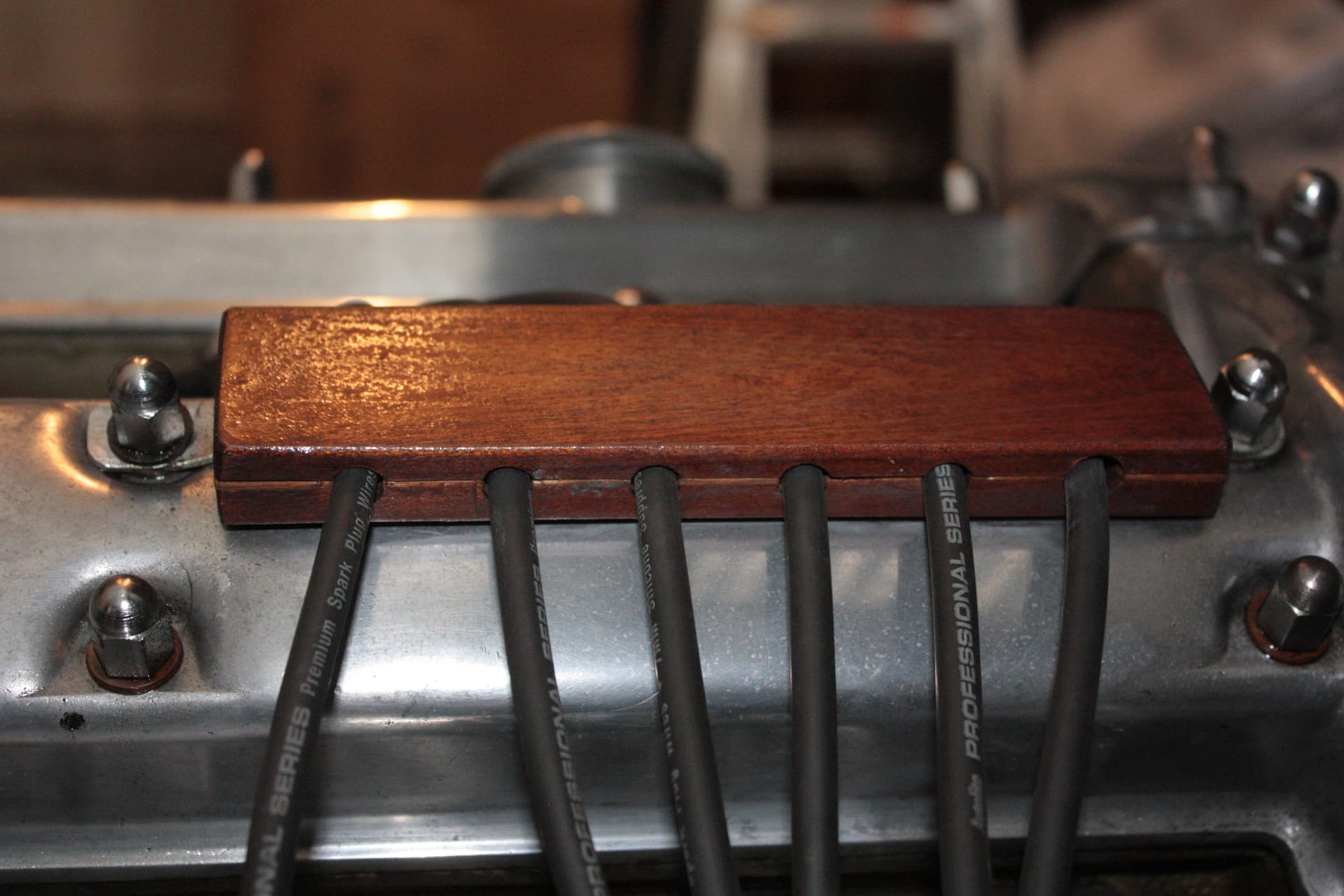 Great New Ignition Lead Holder - E-Type - Jag-lovers Forums