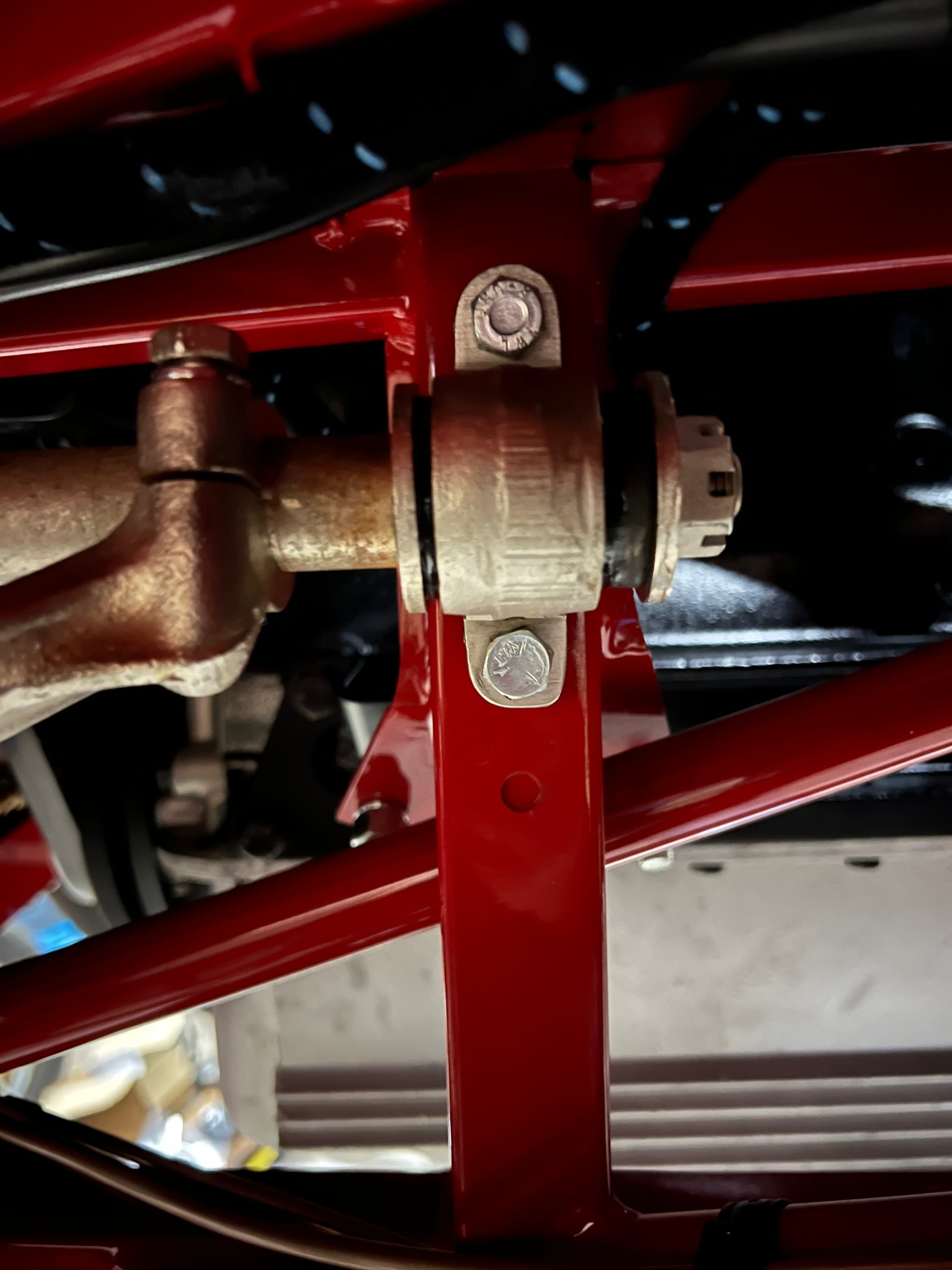 Series 1 upper wishbone location - E-Type - Jag-lovers Forums