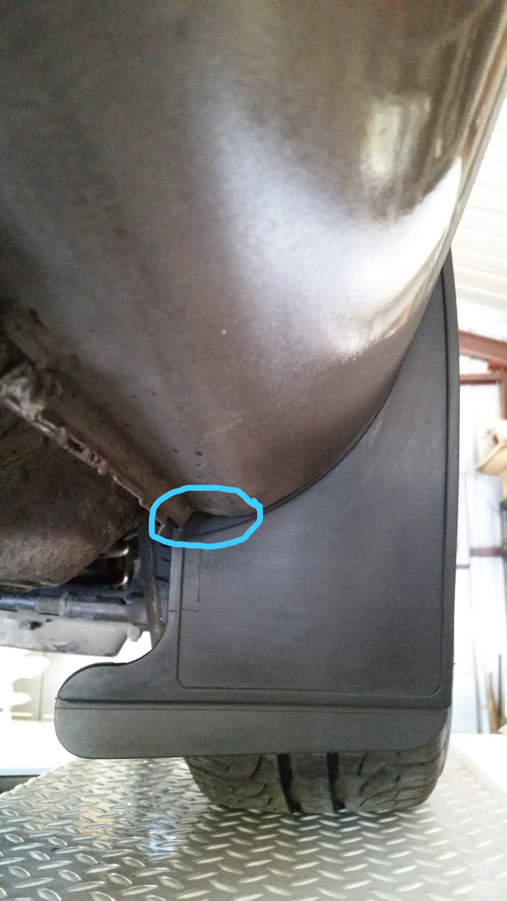 Rear wheel well drains - XJ - Jag-lovers Forums