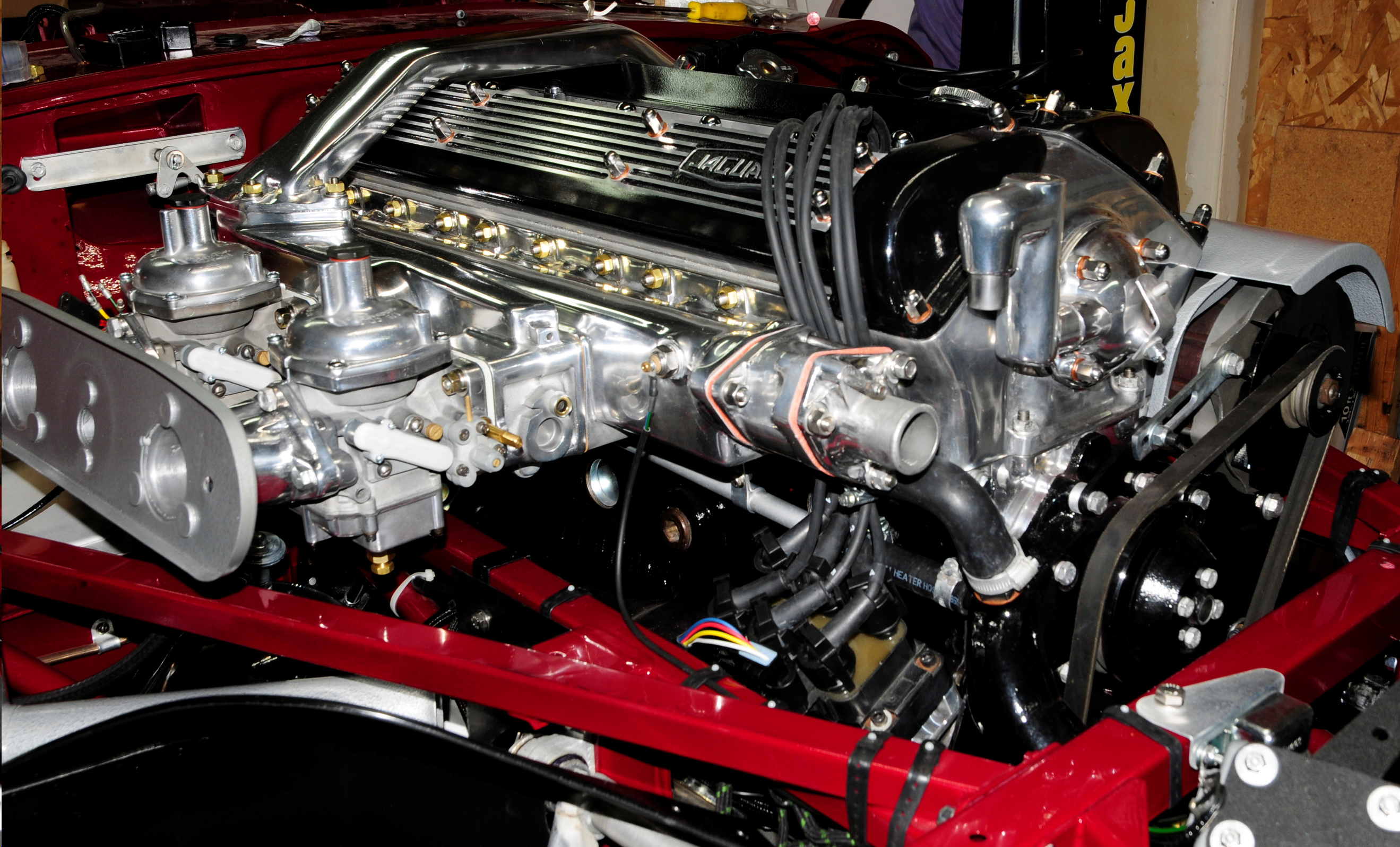How about some straight 6 engine pics? - E-Type - Jag-lovers Forums