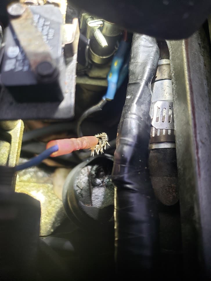 Mystery part behind center throttle, please name what it is, 1991 XJS V12 - XJ-S - Jag-lovers Forums