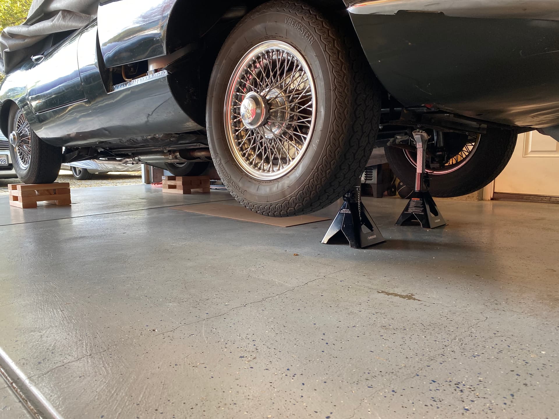 Jack stands position - E-Type - Jag-lovers Forums