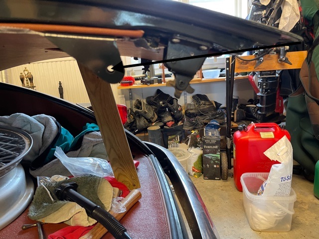 Position of prop for boot lid XK150 - XK - Jag-lovers Forums