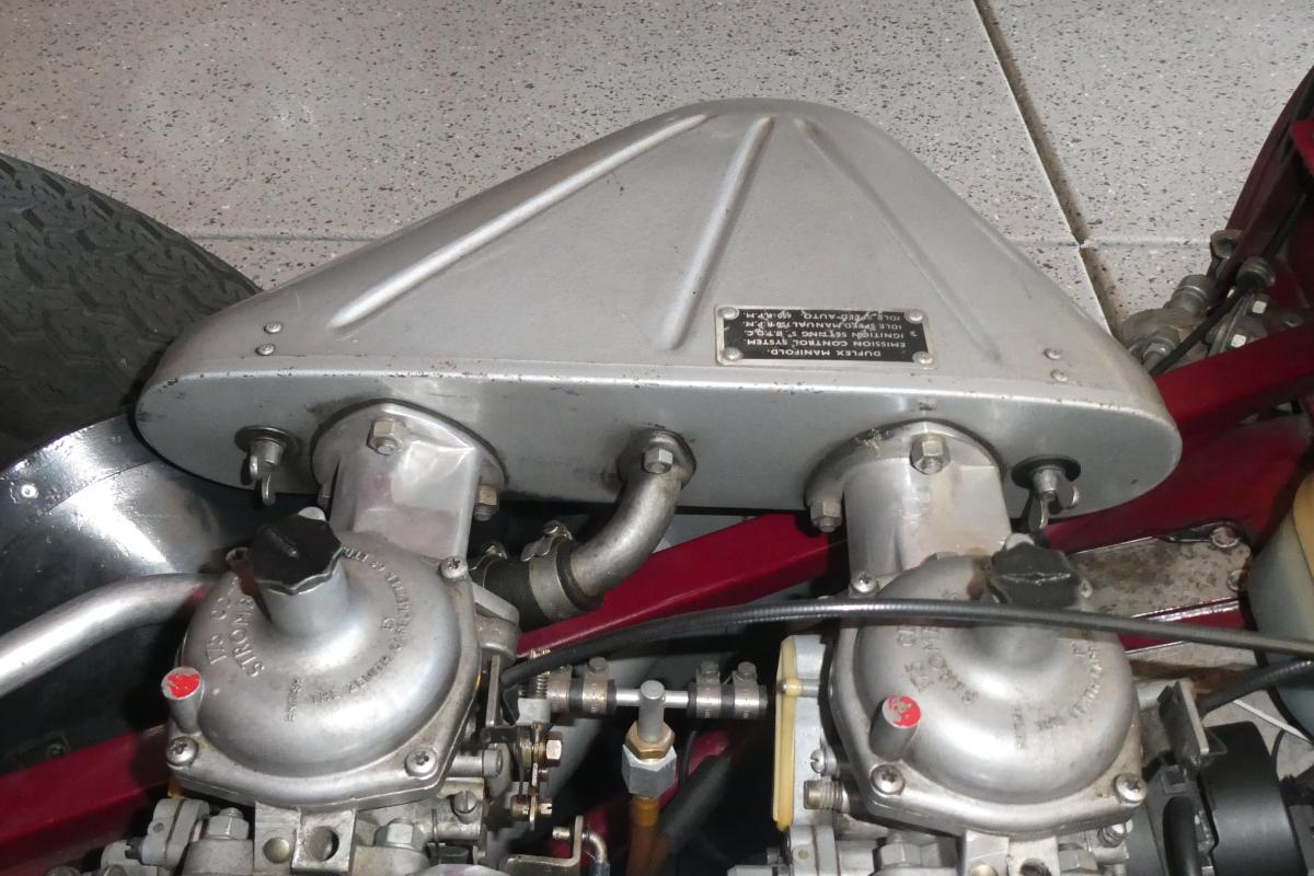 Intake Trumpet threaded Studs for Strombergs - E-Type - Jag-lovers Forums