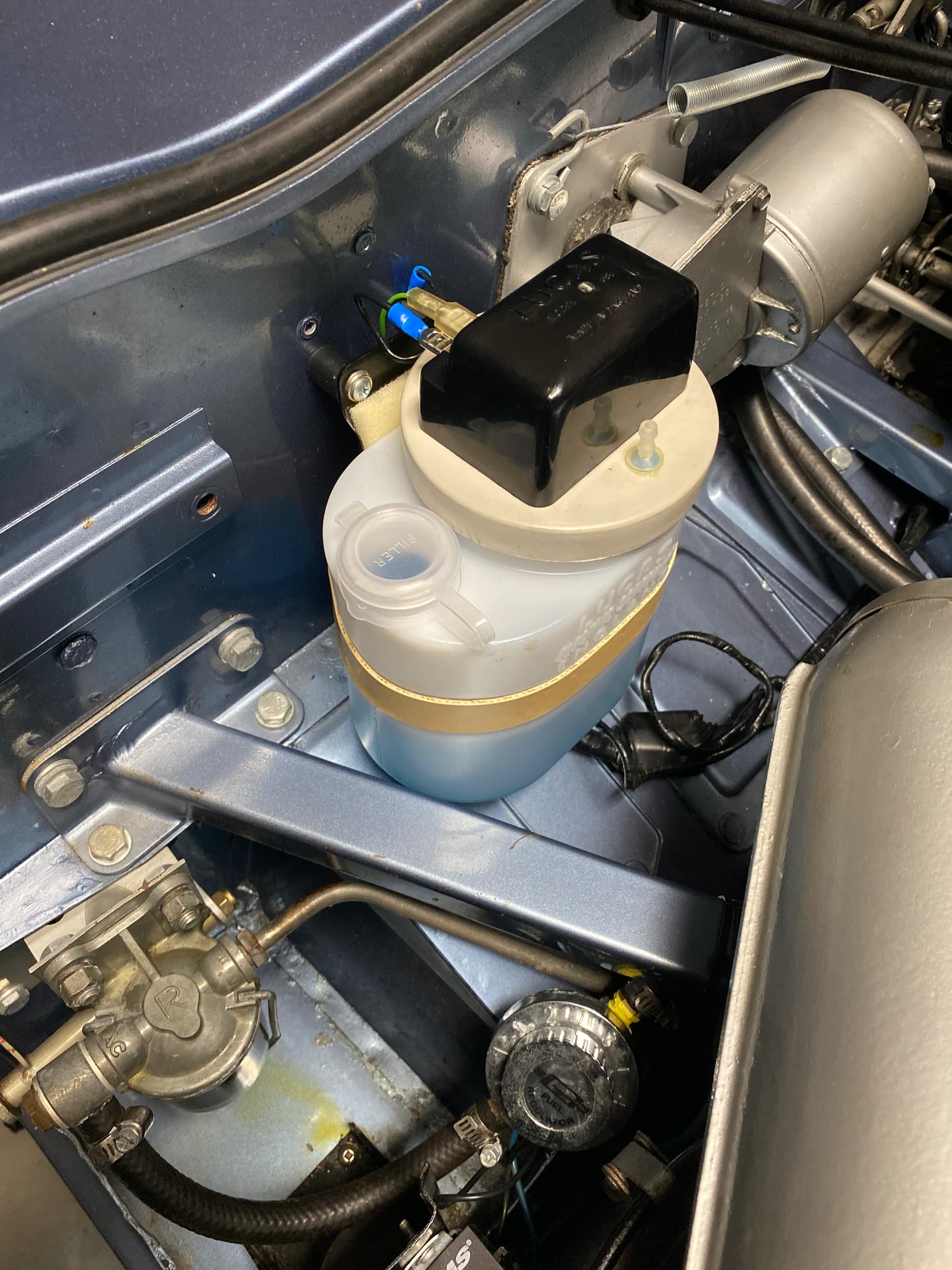 Windscreen washer tubing routing - E-Type - Jag-lovers Forums