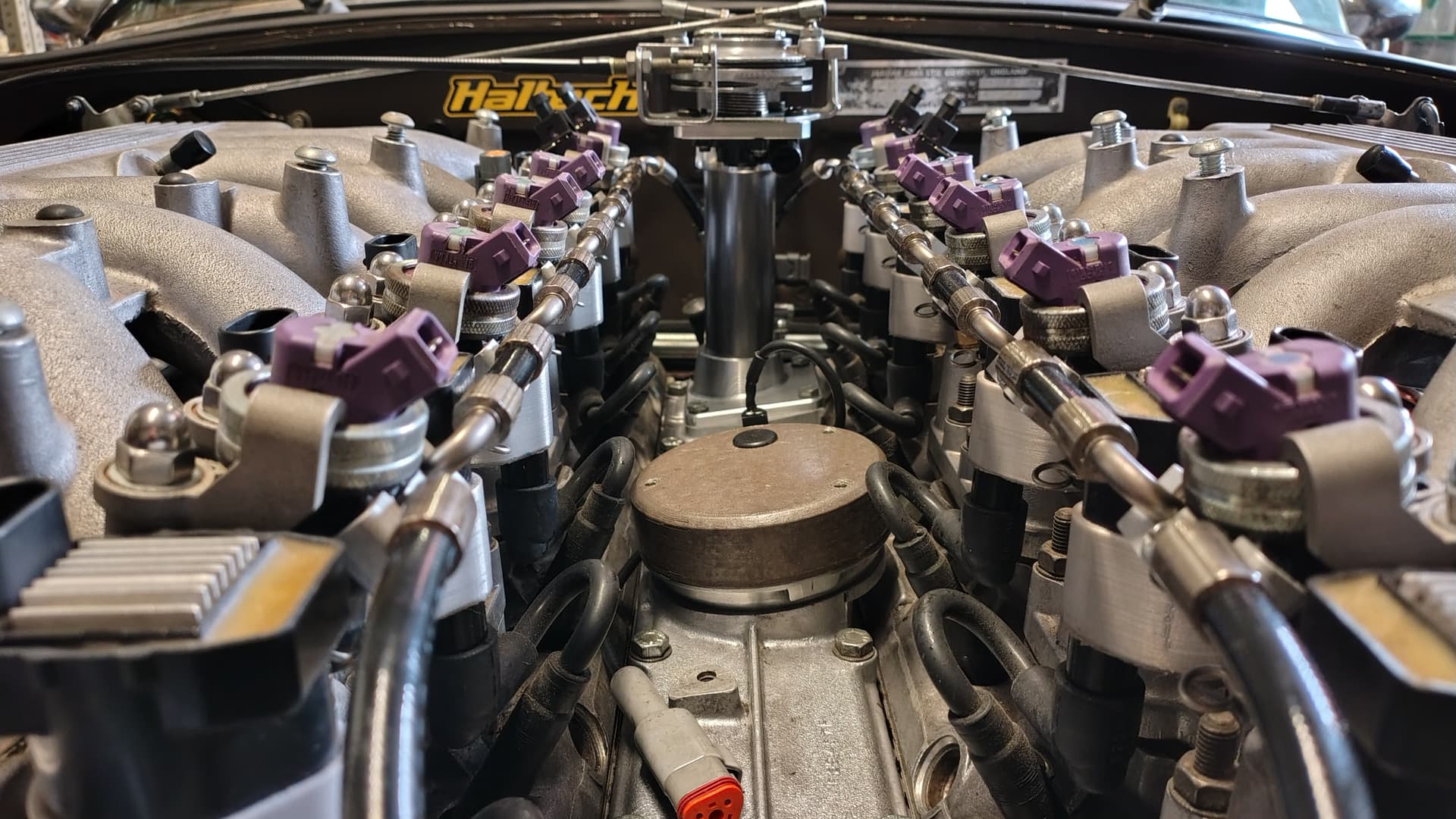 De-cluttering my engine - V12-Engine - Jag-lovers Forums