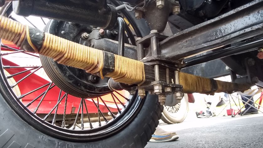 [xk] leaf spring gaiters - XK - Jag-lovers Forums