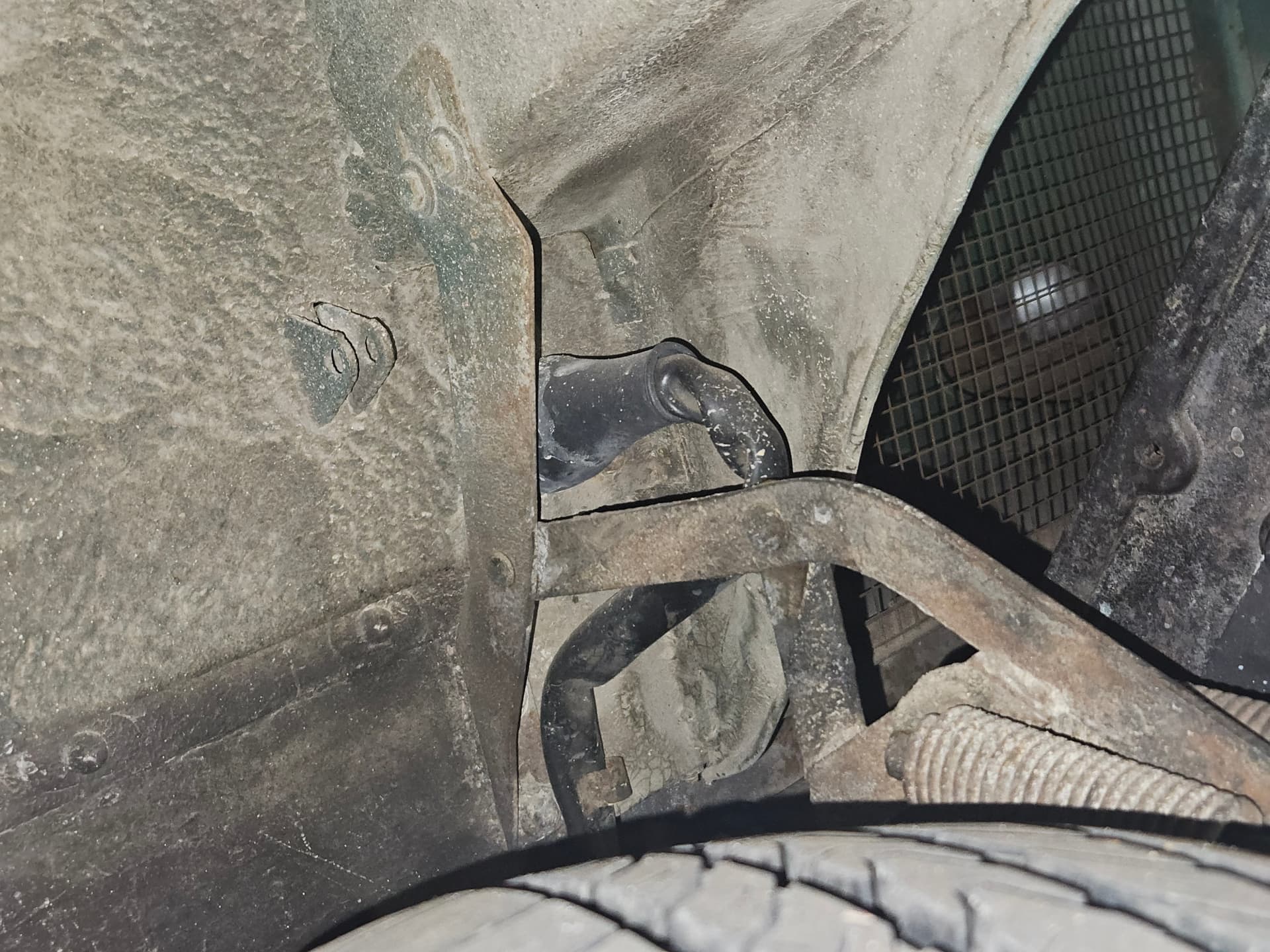 Keeping the Bonnet Up - Page 2 - E-Type - Jag-lovers Forums