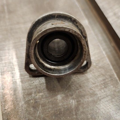 Old tach drive seal C2428 removal - XK - Jag-lovers Forums