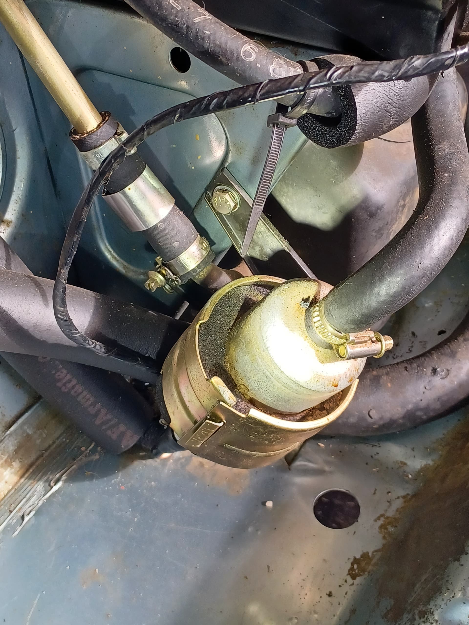 Diagnosing XJS boot fuel smell - XJ-S - Jag-lovers Forums