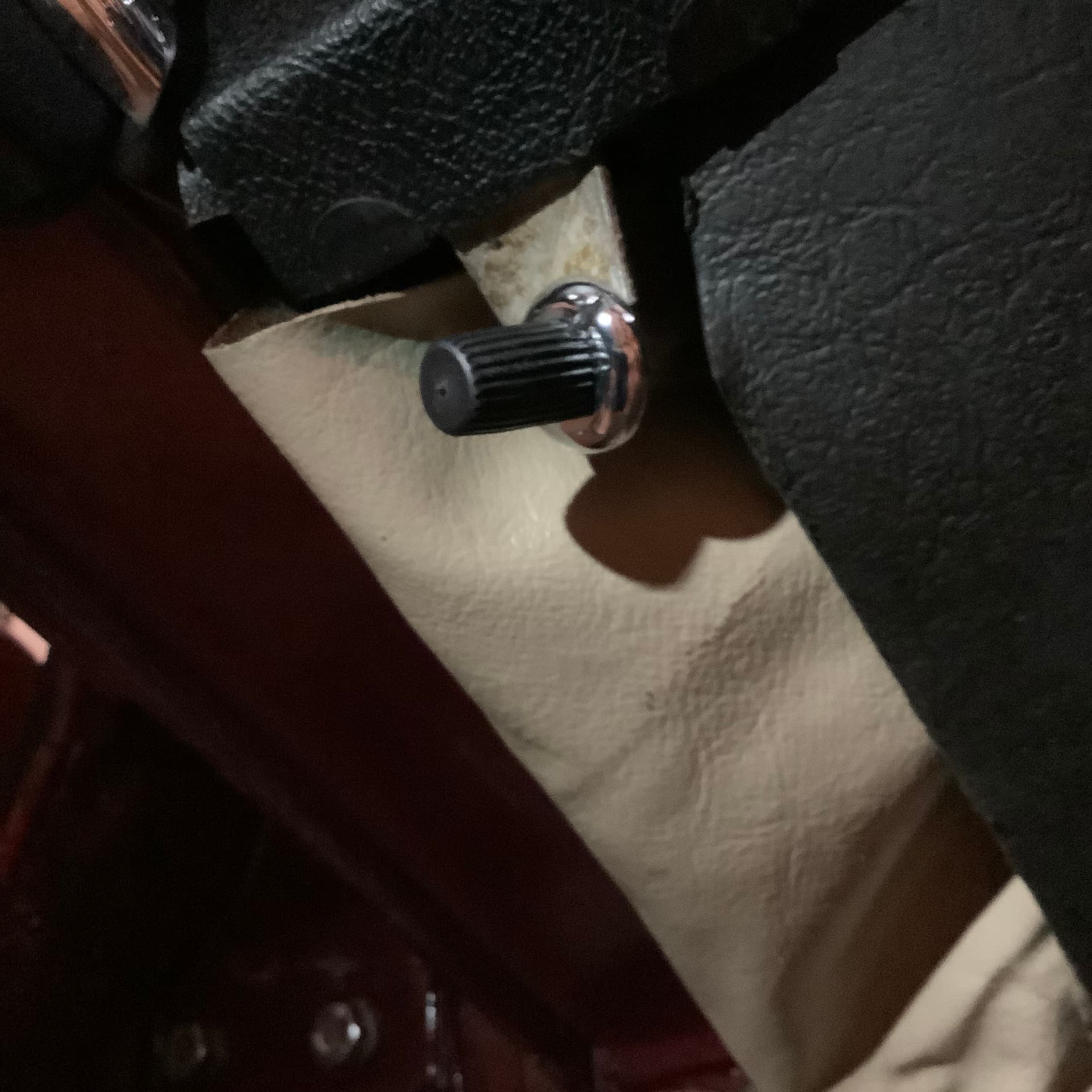 Covers for Clock and Trip OD Reset Knobs - E-Type - Jag-lovers Forums