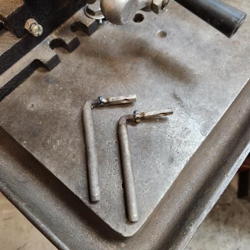 Mark V front vent window hinge pin - Pre-XK - Jag-lovers Forums