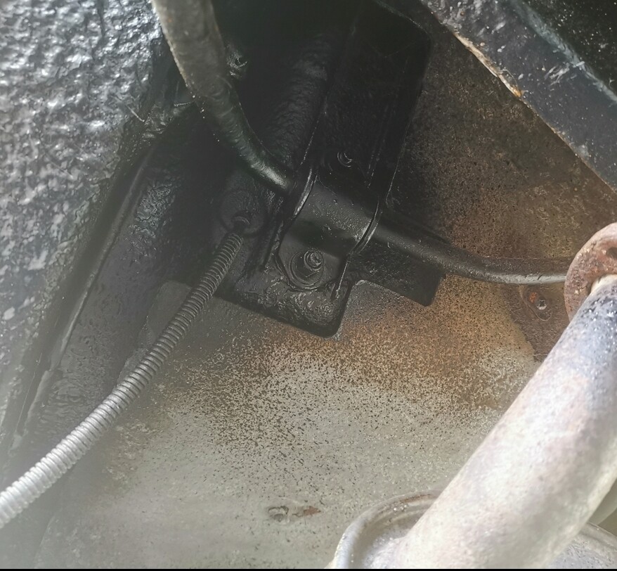 XJS rear roll bar - XJ-S - Jag-lovers Forums