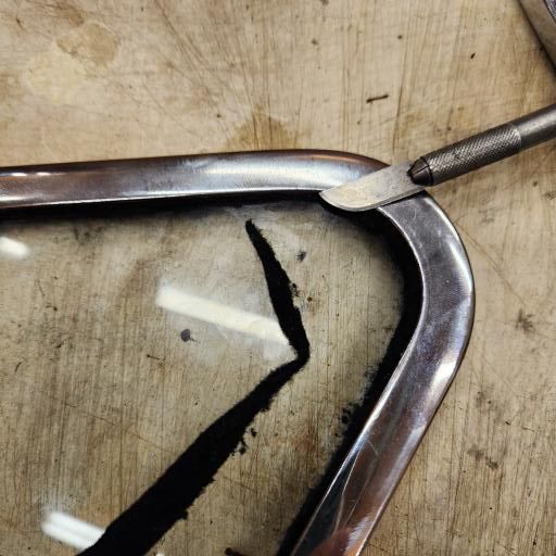 Mark V front vent window hinge pin - Pre-XK - Jag-lovers Forums